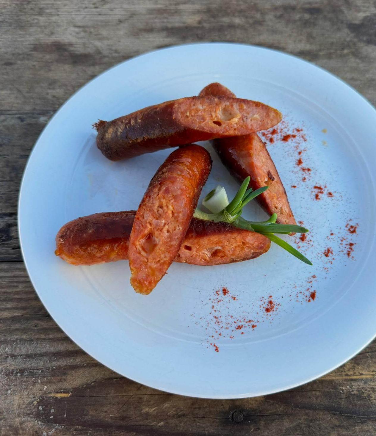 Roštiljska kobasica sa sirom - Eko Farma Moravka
